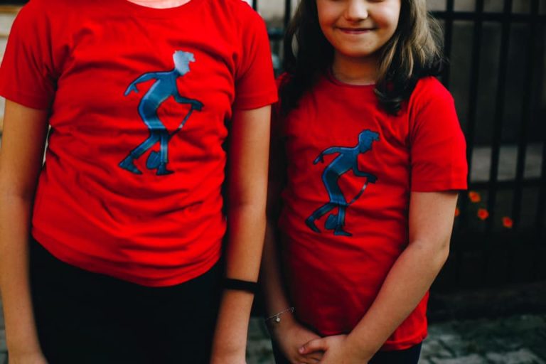 Children learn about the "Ease in Ease out" animation technique - Anibar